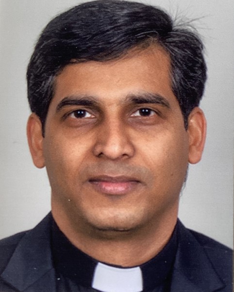 Seelsorgeteam - Kontakt & Ansprechpartner - St. Petrus - St. Petrus Bonn